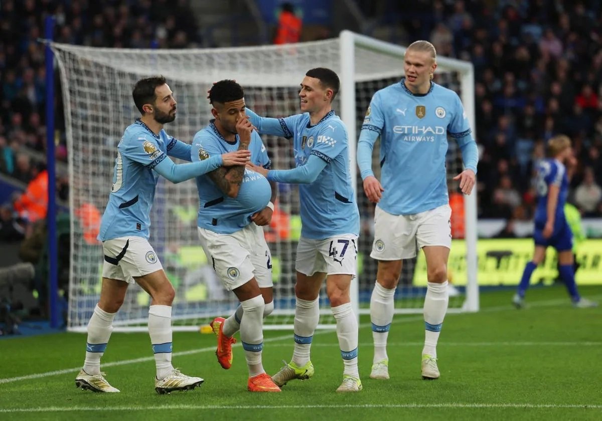 Manchester City se reencuentra con la victoria, Liverpool no cede - La ...