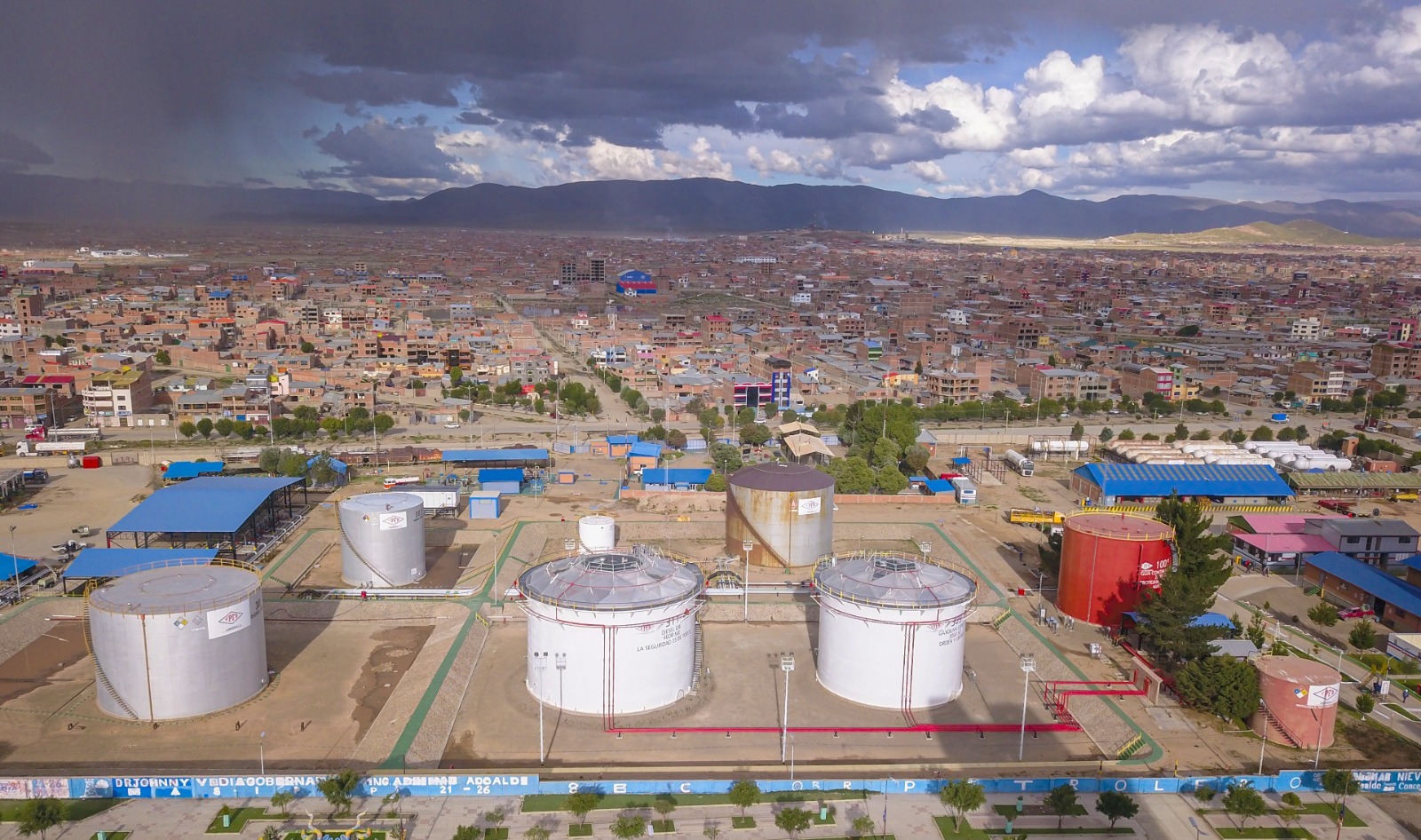 YPFB anuncia $us 12 millones en inversiones hidrocarburíferas para Oruro - La Razón